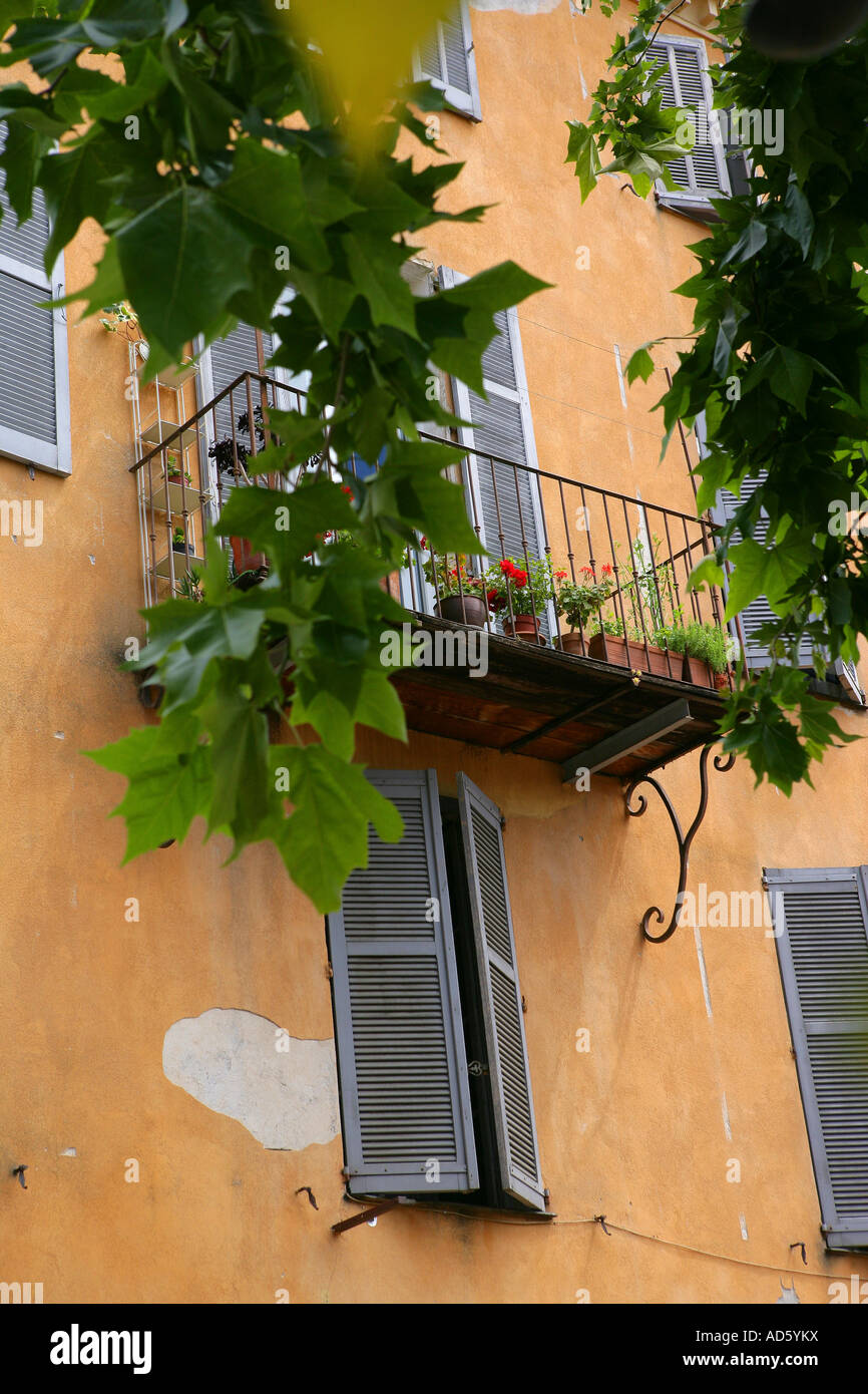 Buiding facade with balcony Stock Photo - Alamy