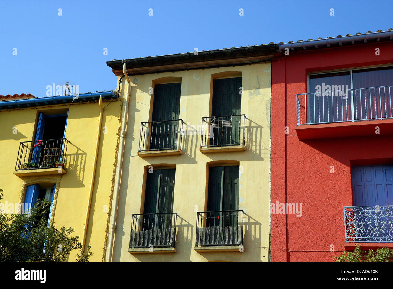 Coloured house facades Stock Photo - Alamy