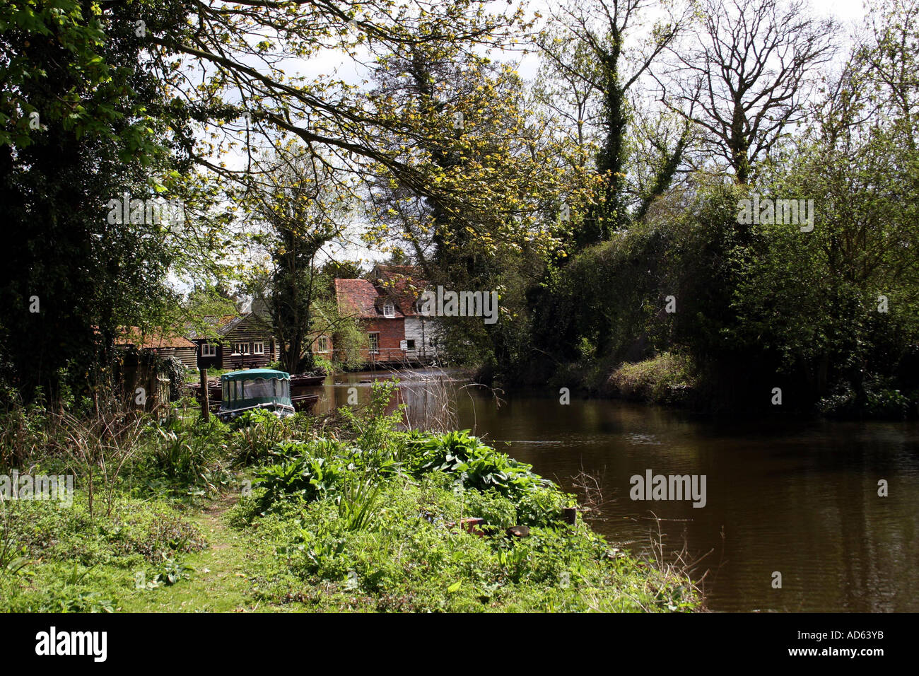 Constable country countryside river stour hi-res stock photography and ...
