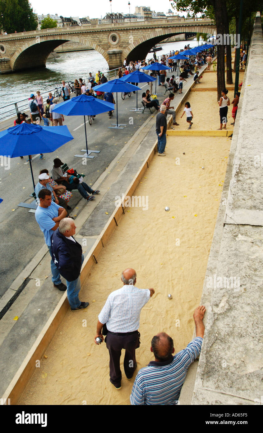 Paris plage 2003 a Beach on the Seine river petanque players Stock ...