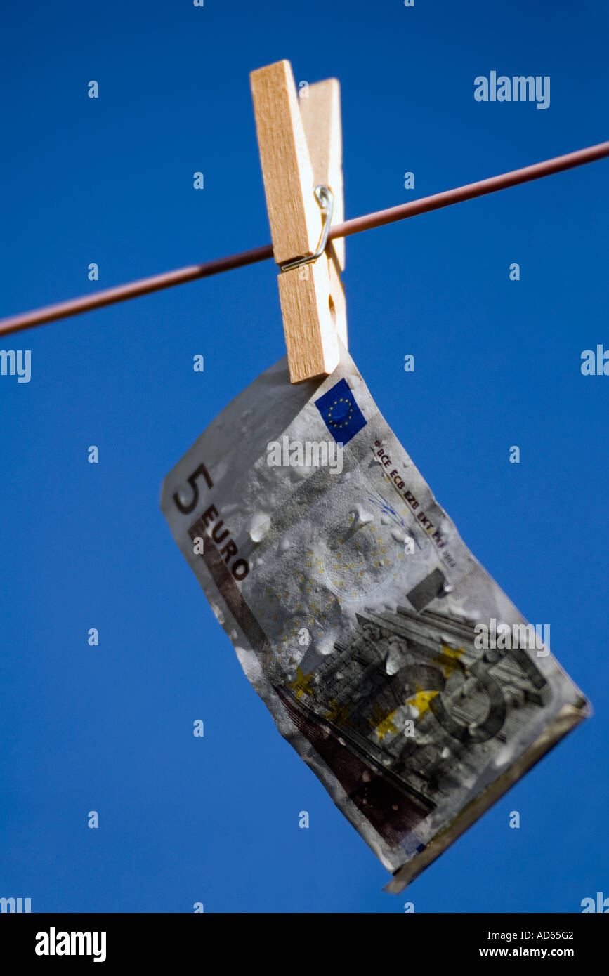 PICTURE CREDIT DOUG BLANE Concept Hanging money out to dry Wet five ...