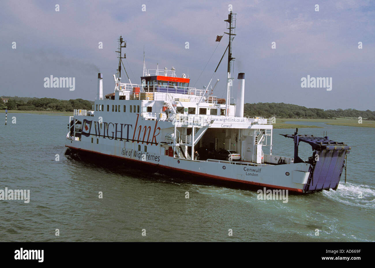 Lymington Yarmouth Isle of Wight car ferry Stock Photo - Alamy