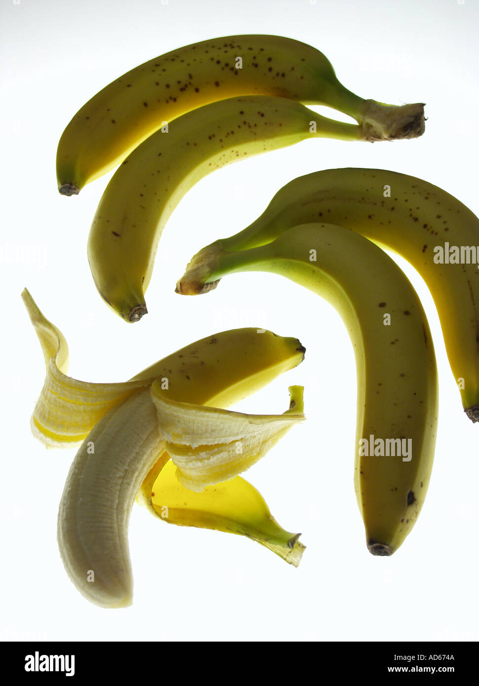 Yellow bananas in vertical hi-res stock photography and images - Alamy