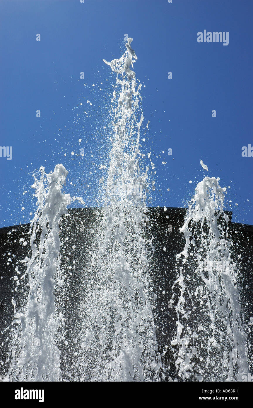 dancing fountain waters Stock Photo - Alamy