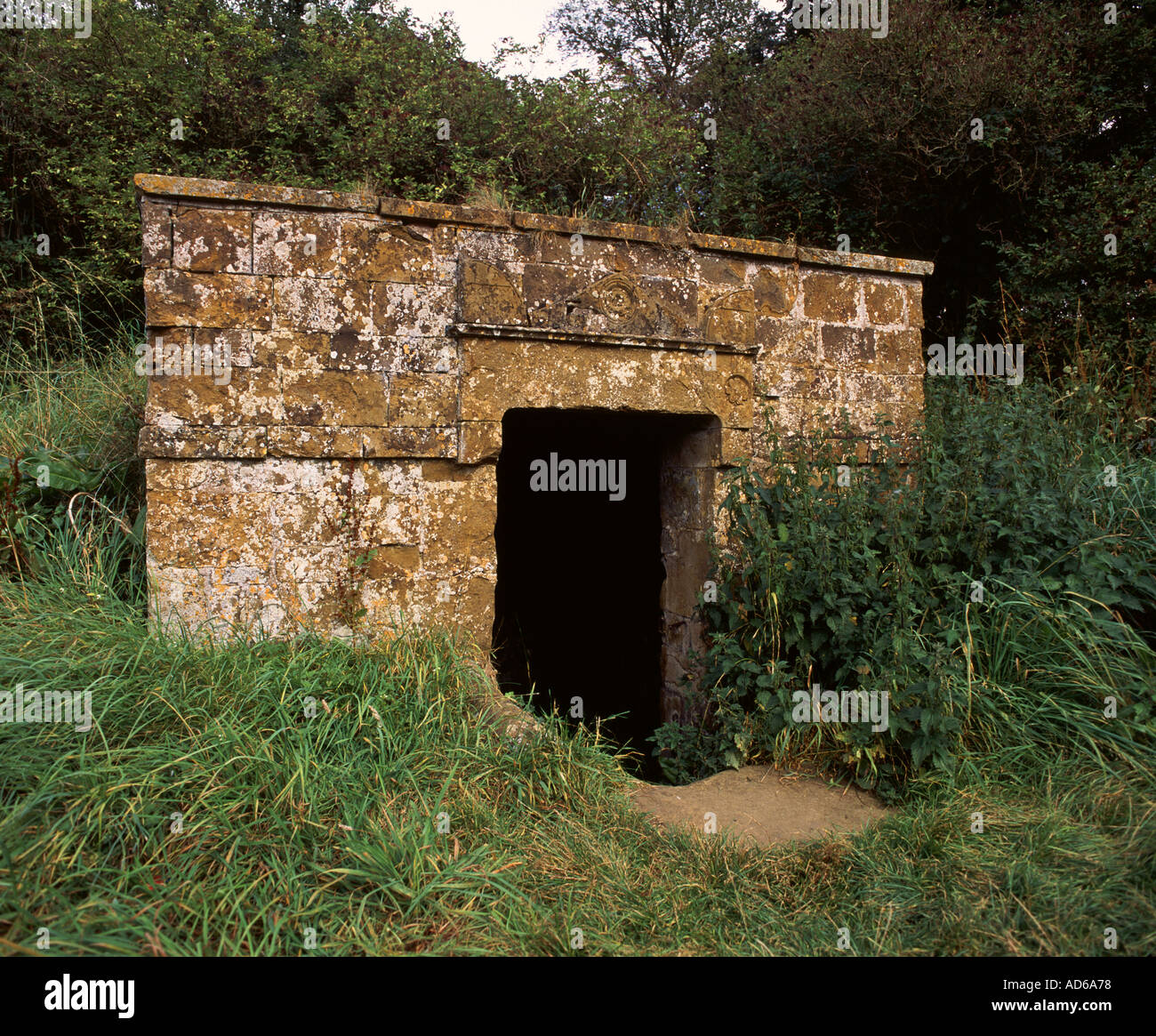 Spring entrance, Burton Dassett, UK Stock Photo - Alamy
