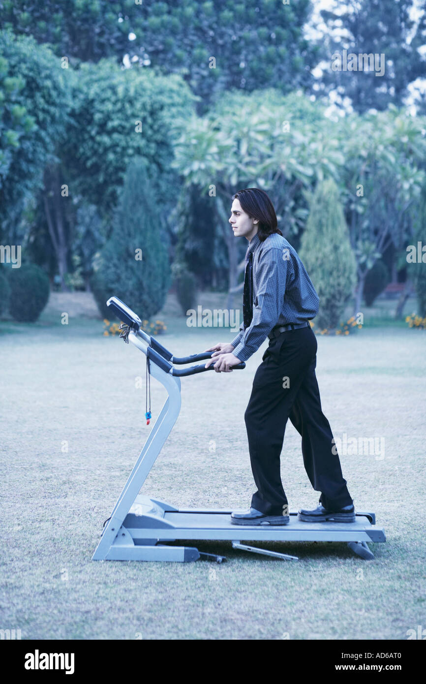 Person on treadmill profile view hi-res stock photography and images ...