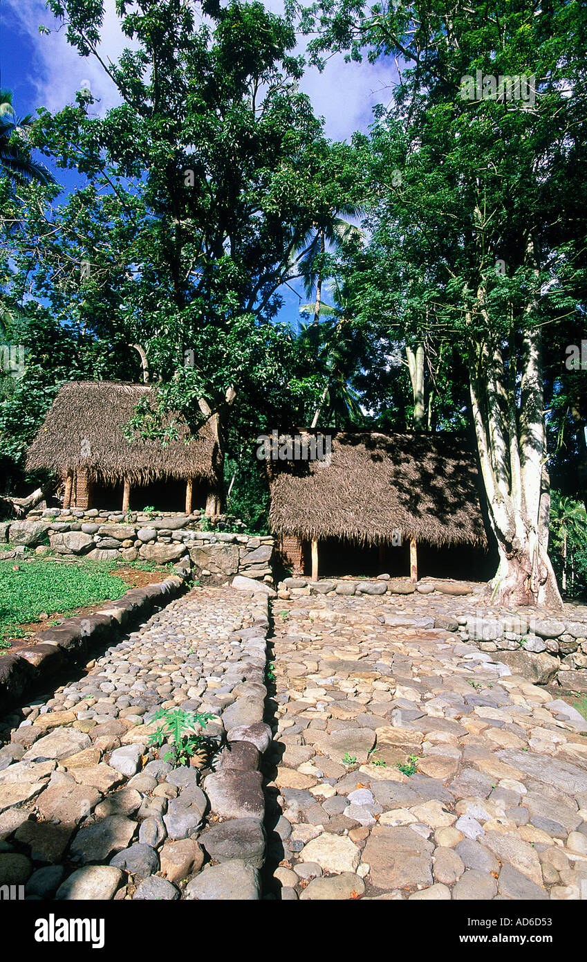 FRENCH POLYNESIA MARQUESAS ARCHIPELAGO NUKU HIVA ISLAND TAIHOAE A MEAE ...