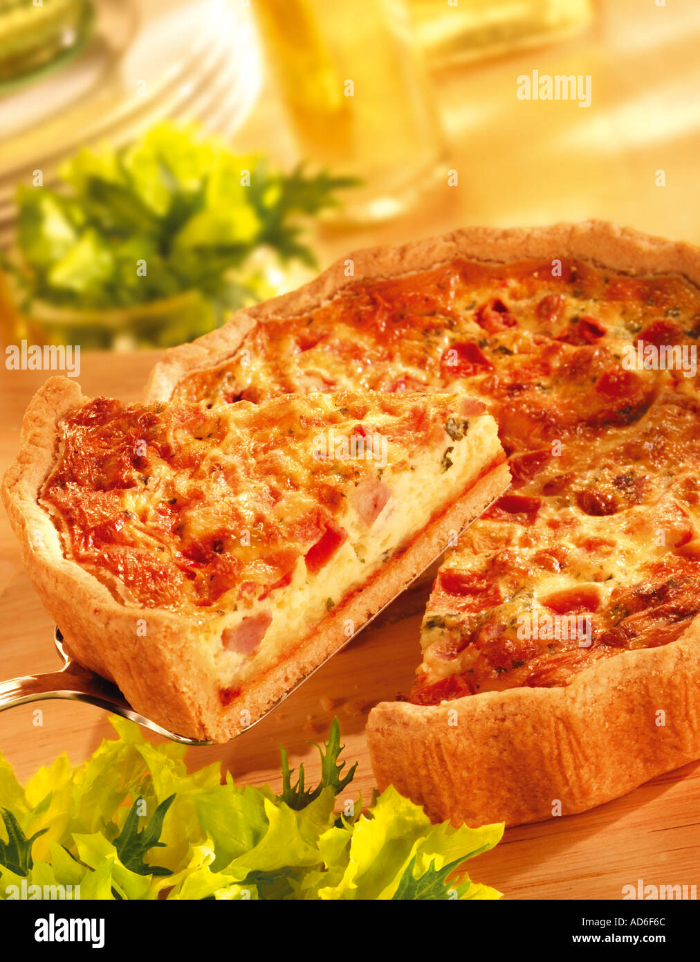 HAM AND TOMATO QUICHE Stock Photo - Alamy