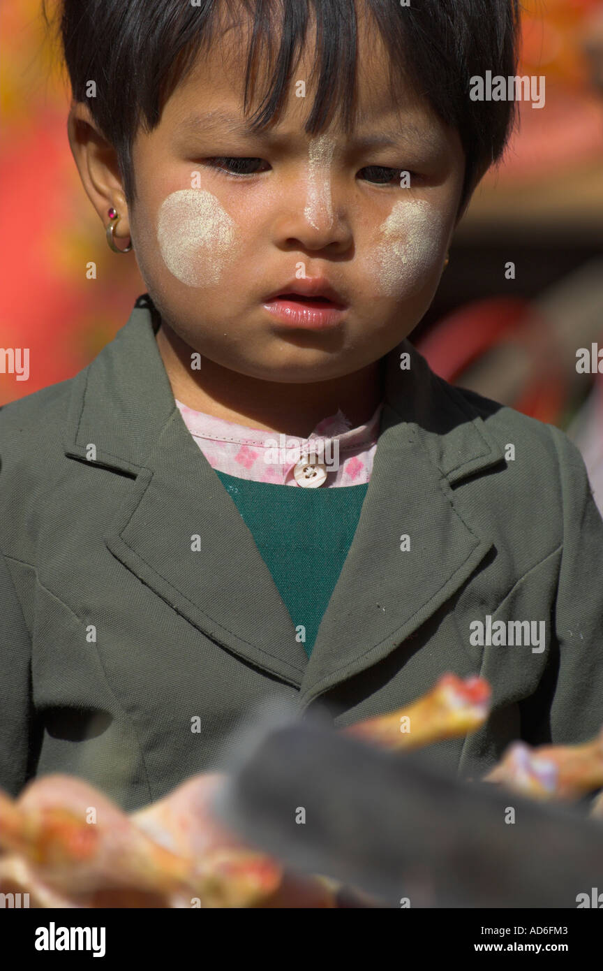 Tanaka on a face hi-res stock photography and images - Alamy