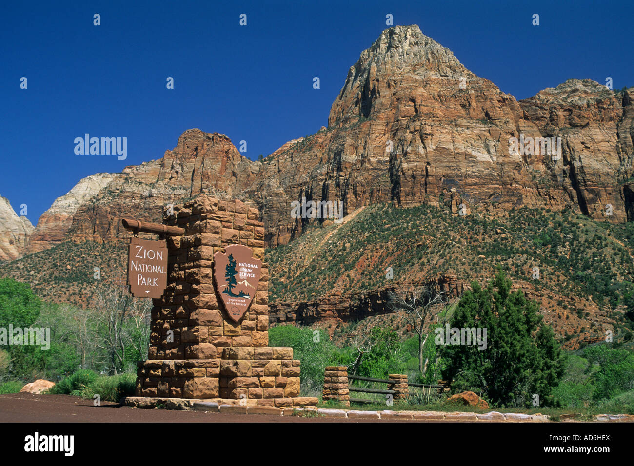 Entrance sign at Zion National Park near Springdale UTAH Stock Photo ...