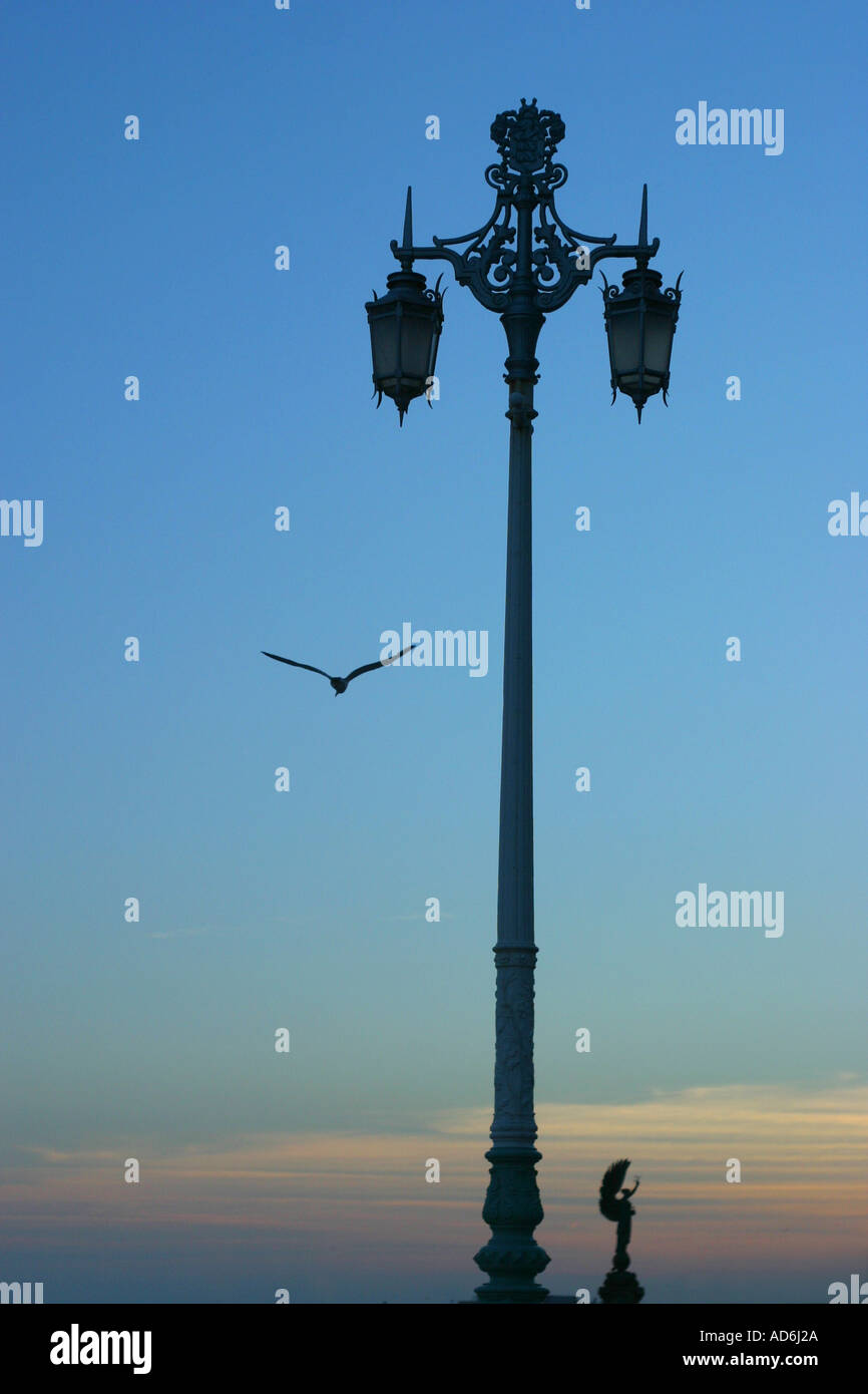 Ornamental street lights hi-res stock photography and images - Alamy