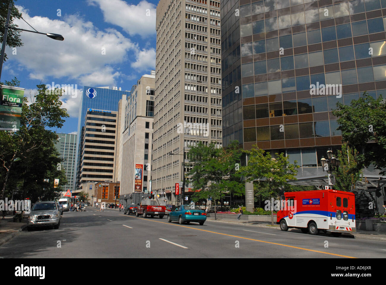 Sherbrooke avenue hi-res stock photography and images - Alamy