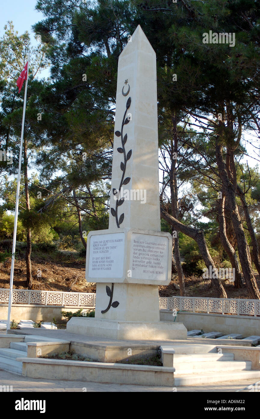 cemetery in canakkale in TUrkey Stock Photo - Alamy
