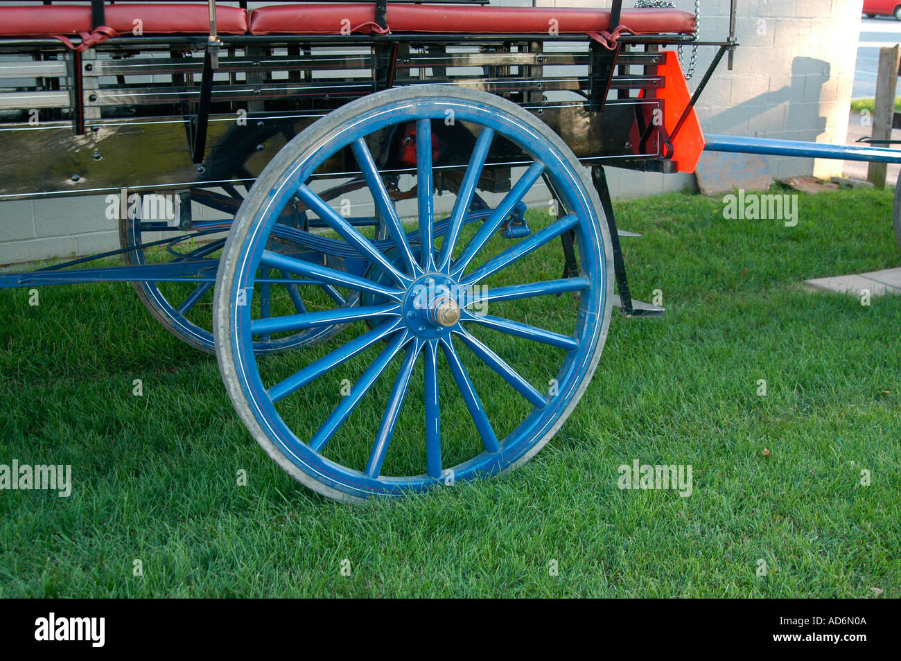 Blue wheel of Amish cart, Lancaster, Pennsylvania, USA Stock Photo - Alamy