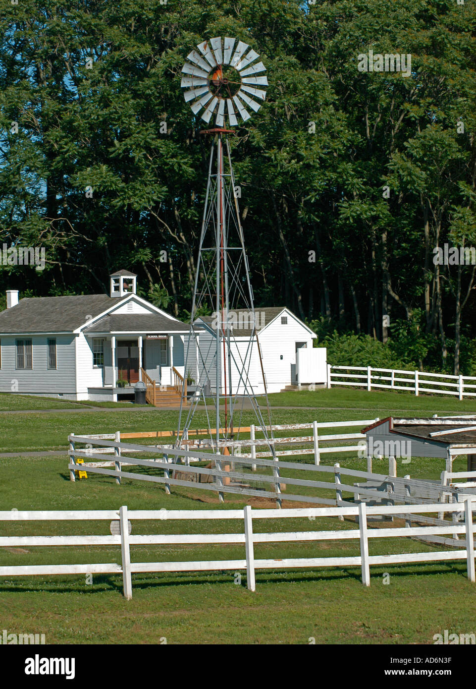Amish farm and house, Lancaster ,Pennsylvania, USA Stock Photo - Alamy
