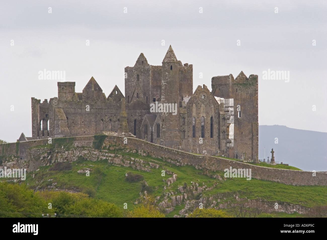 Landscape rock cashel hi-res stock photography and images - Alamy