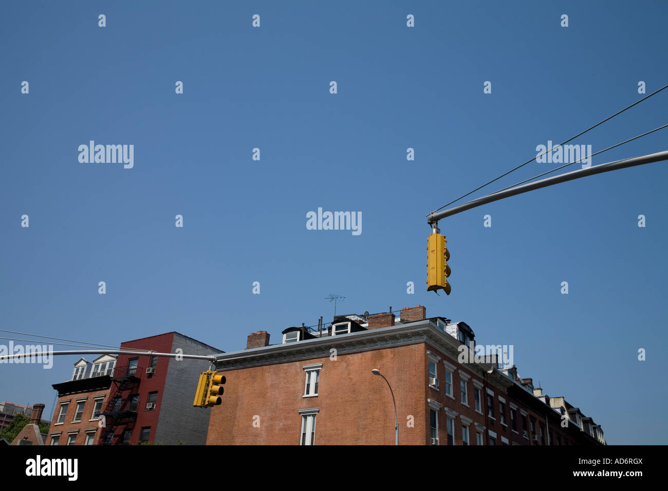 New york city rooftops hi-res stock photography and images - Alamy