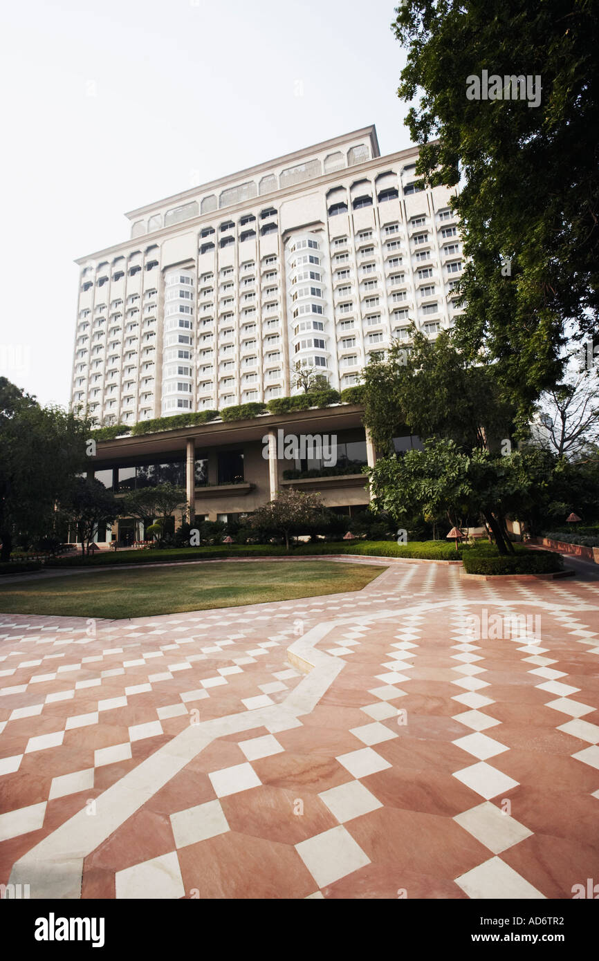 Multi storied building hi-res stock photography and images - Alamy