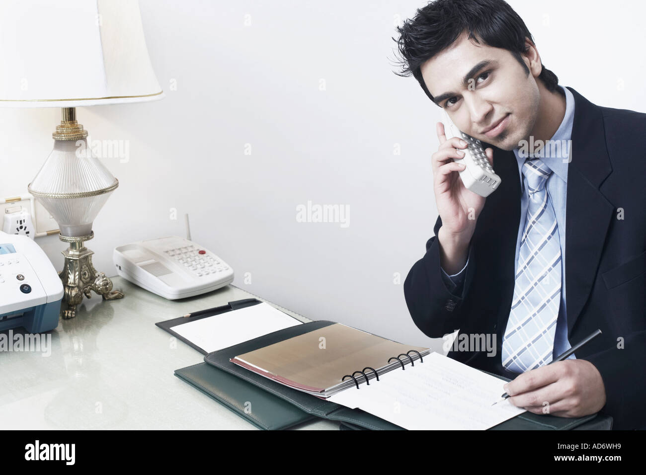 Fax machine sitting on table hi-res stock photography and images - Alamy