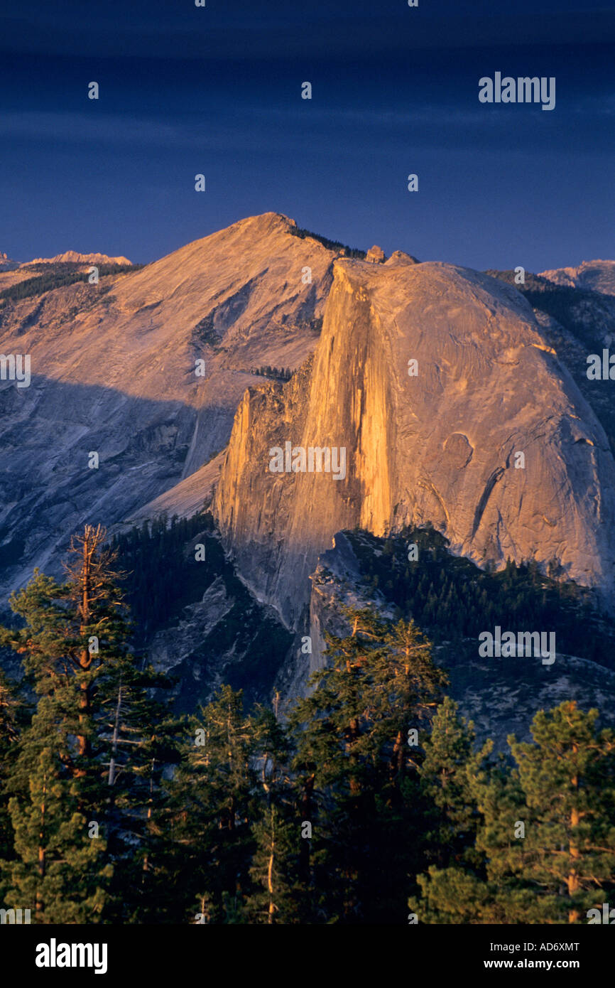 Sentinel dome summit hi-res stock photography and images - Alamy