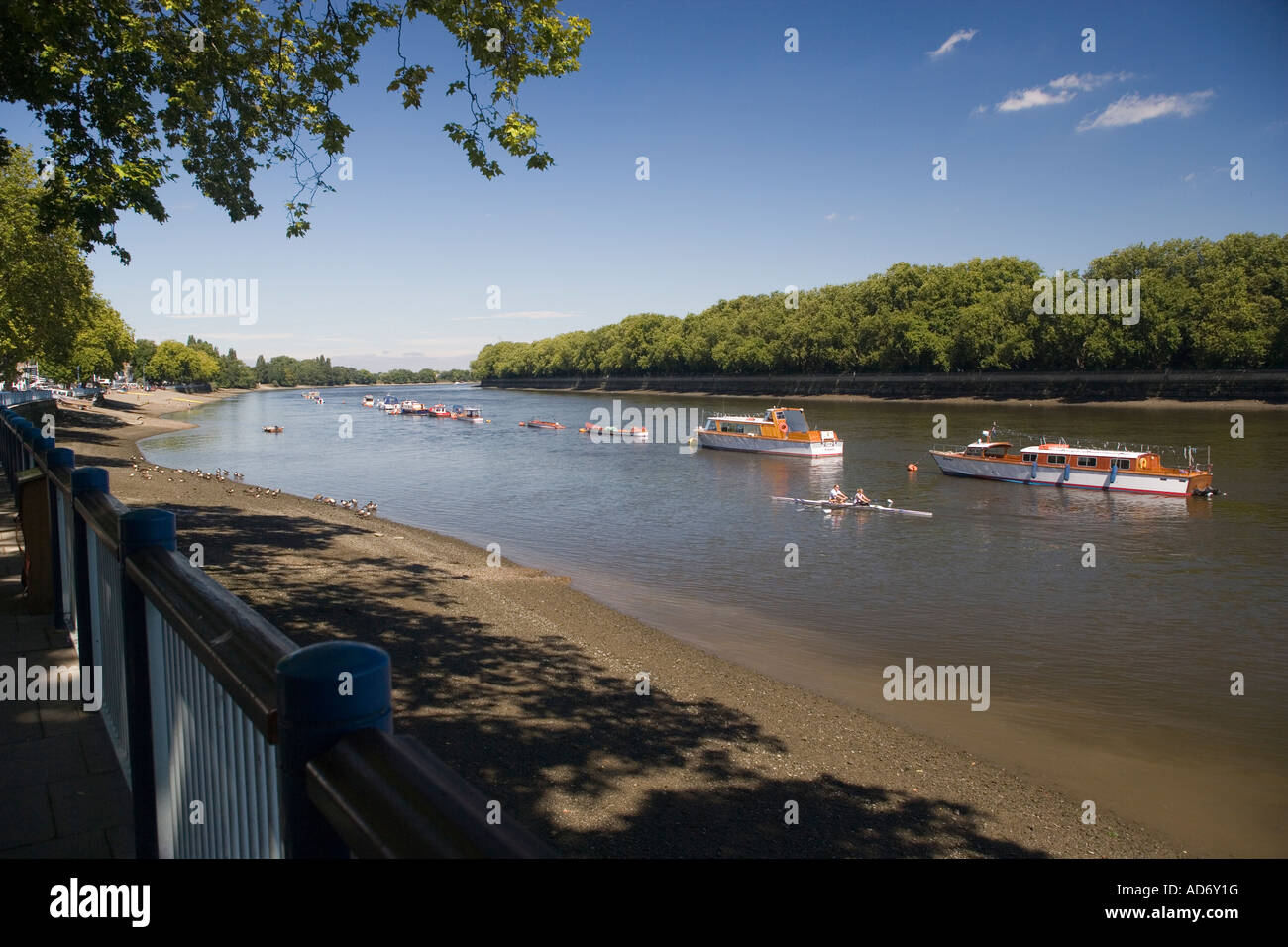 Putney River Thames London England Stock Photo - Alamy