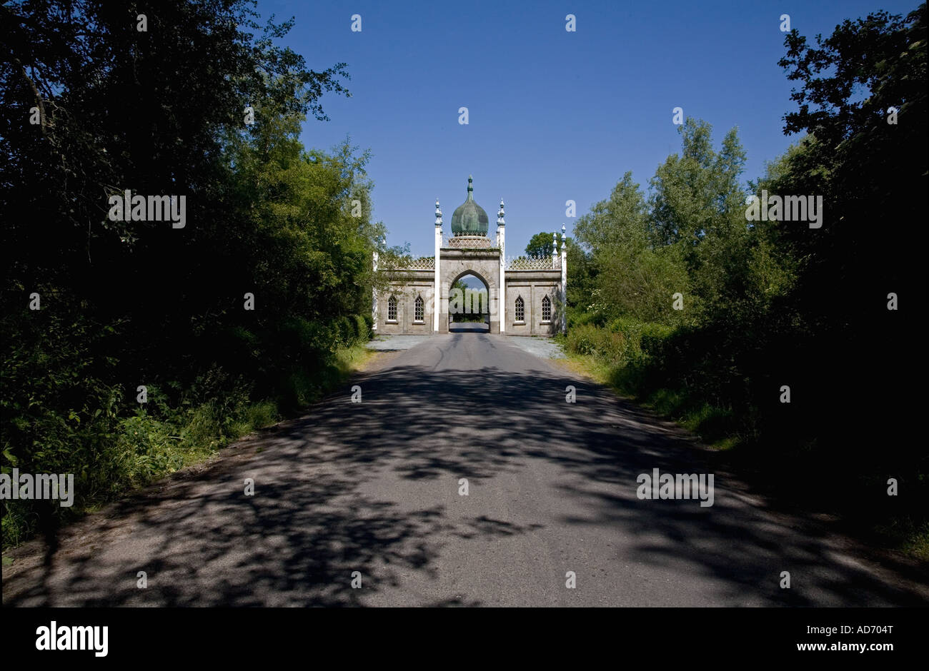 Hindu gothic architecture hi-res stock photography and images - Alamy