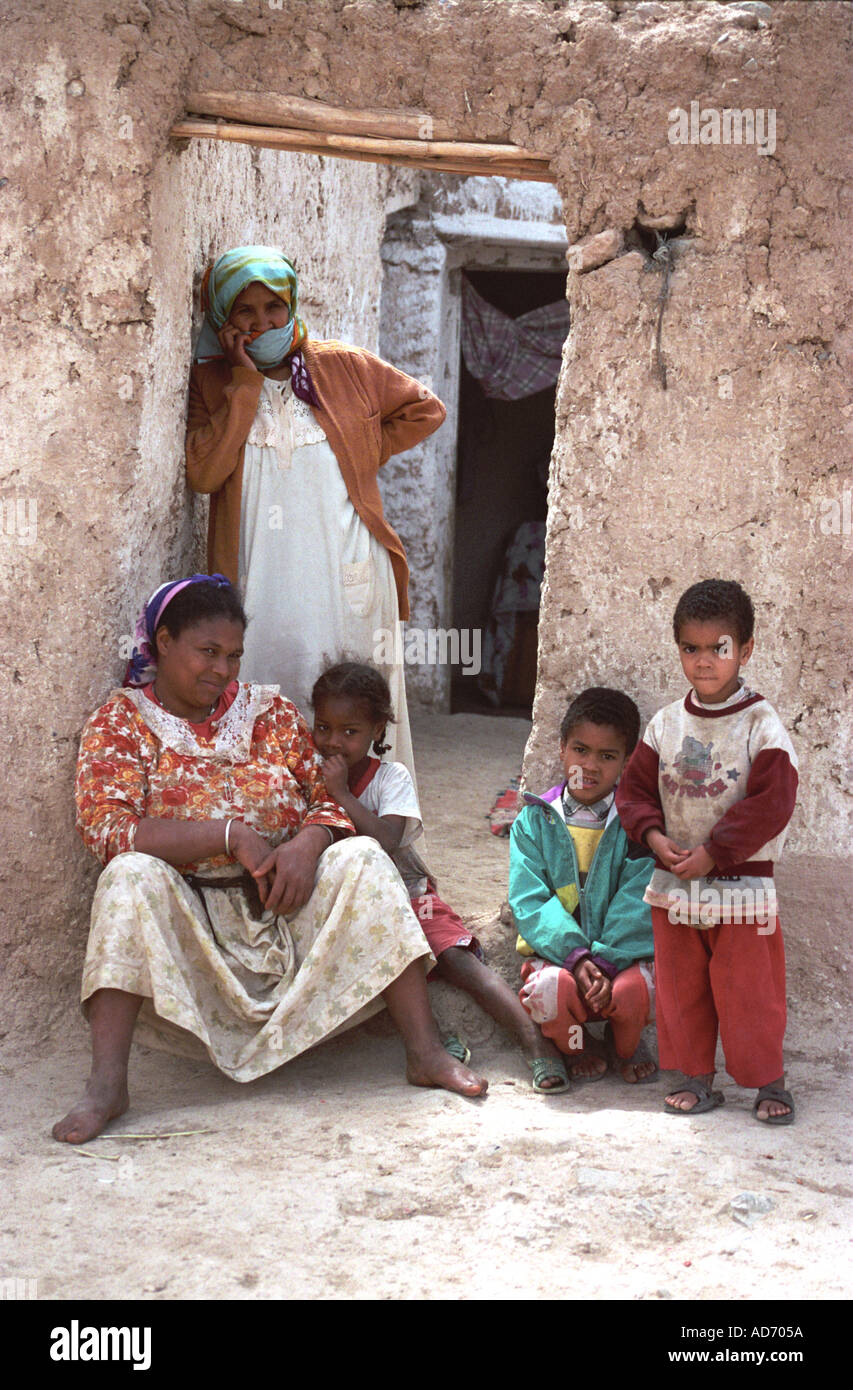 Berber families hi-res stock photography and images - Alamy