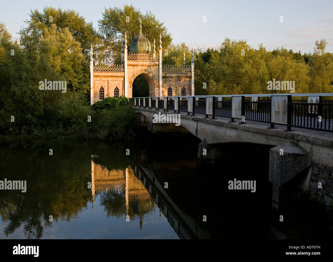 Indian gates hi-res stock photography and images - Alamy