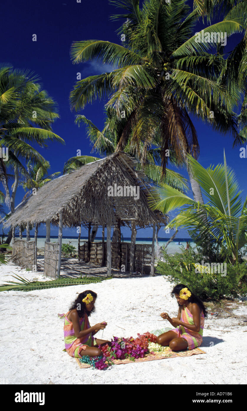 FRENCH POLYNESIA TUAMOTU ARCHIPELAGO Stock Photo - Alamy