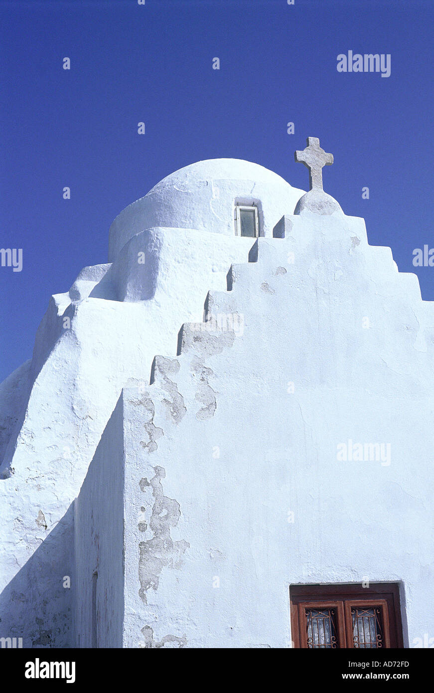 GREECE CYCLADES SANTORINI ISLAND SMALL WHITE CHAPEL FRONTON TOPPED WITH ...