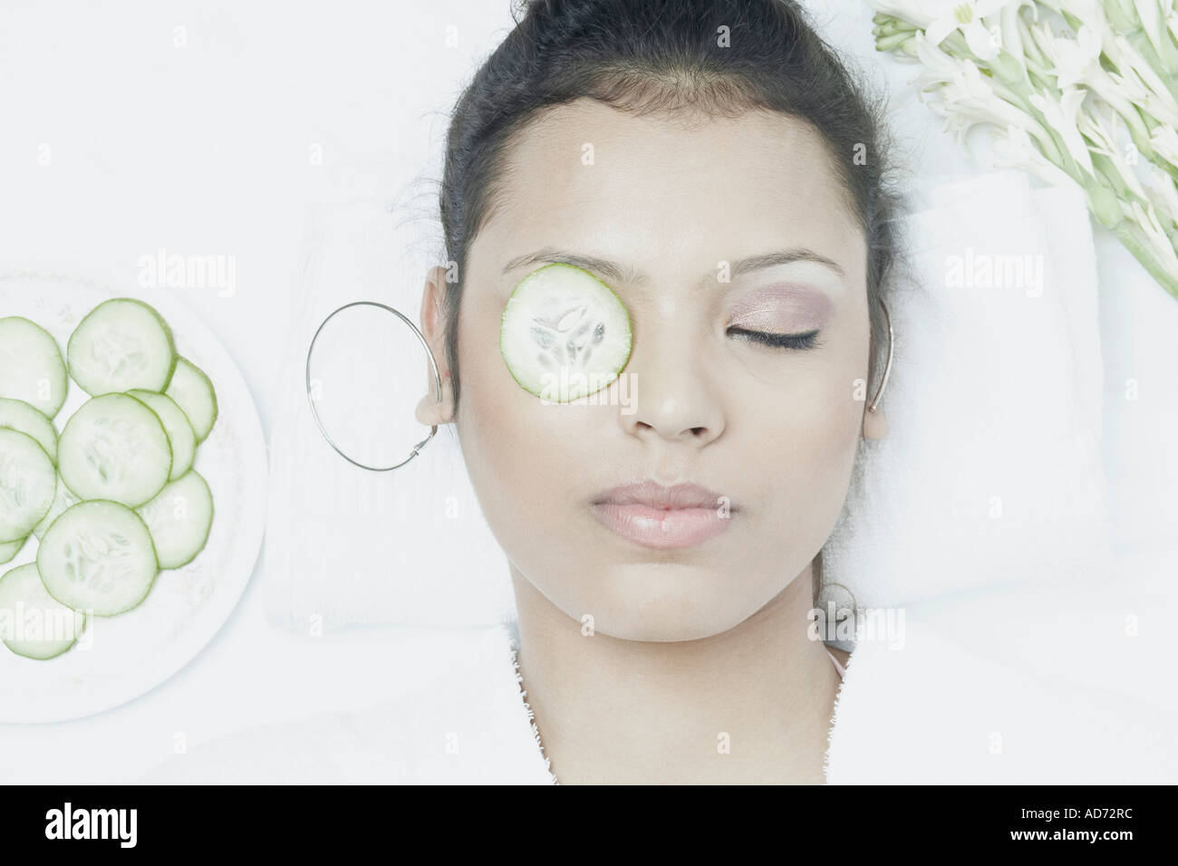 Woman cucumber eye hi-res stock photography and images - Alamy