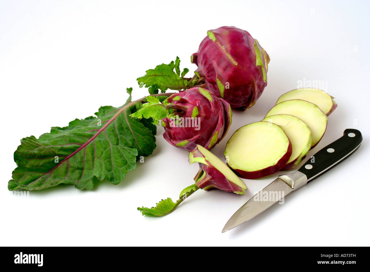 Red kohlrabi hi-res stock photography and images - Alamy