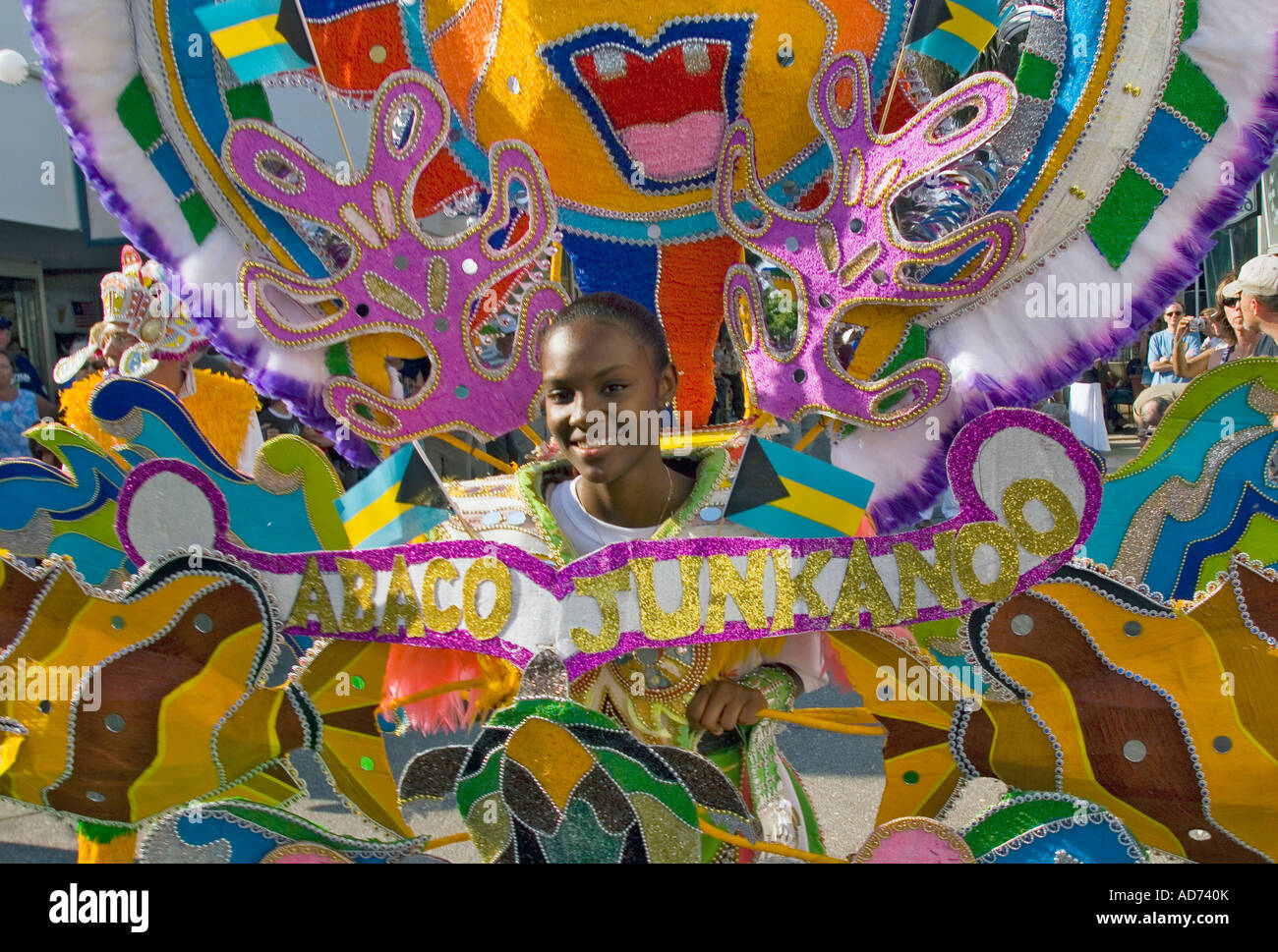 Junkanoo bahamas hi-res stock photography and images - Alamy