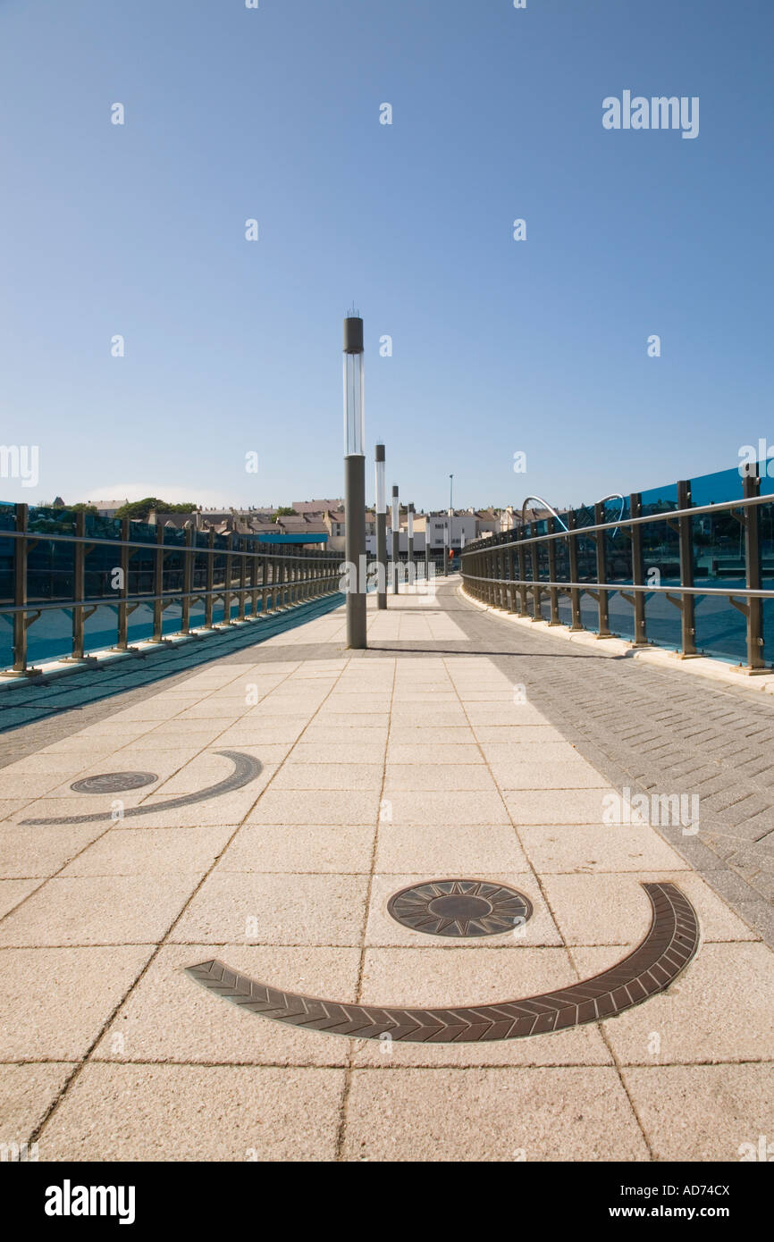 CELTIC GATEWAY BRIDGE design on new pedestrian walkway footbridge ...