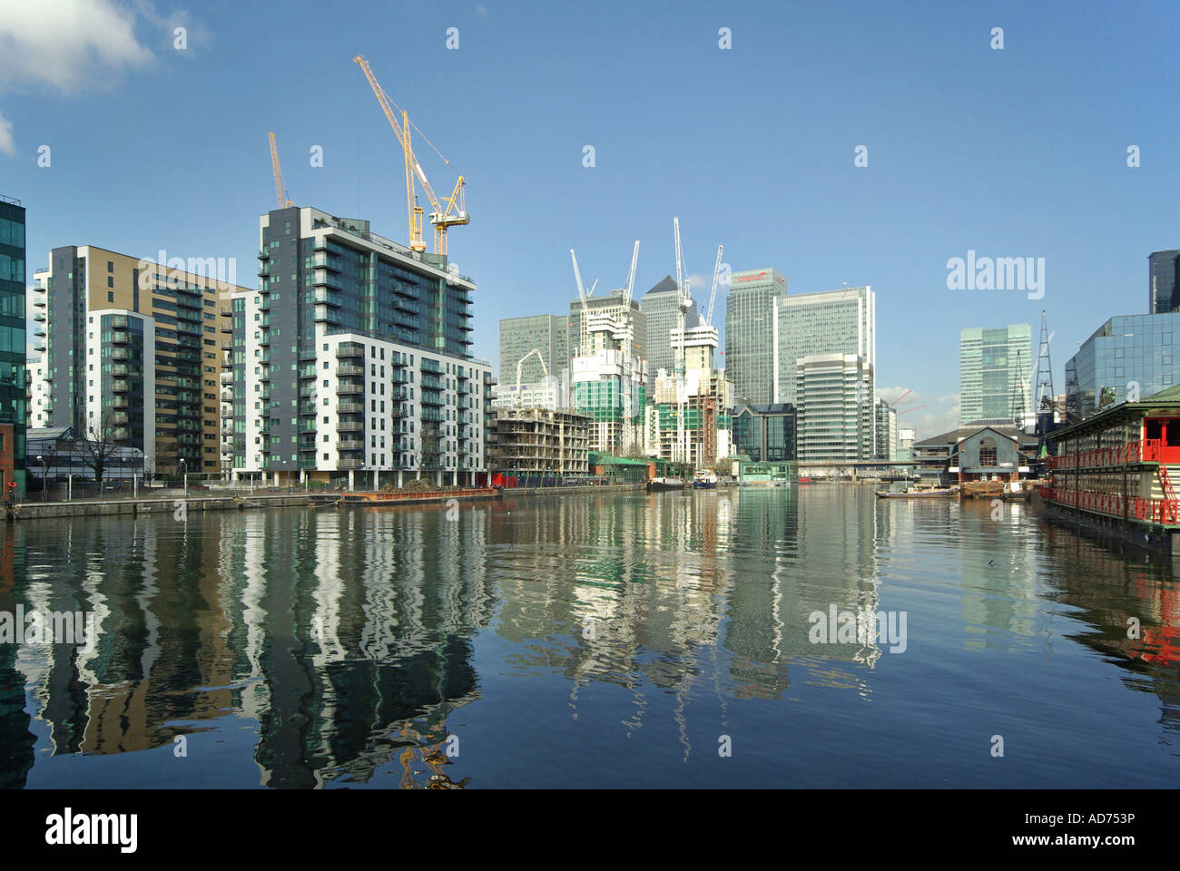 Inner Millwall dock in London East End Docklands on the Isle of Dogs ...
