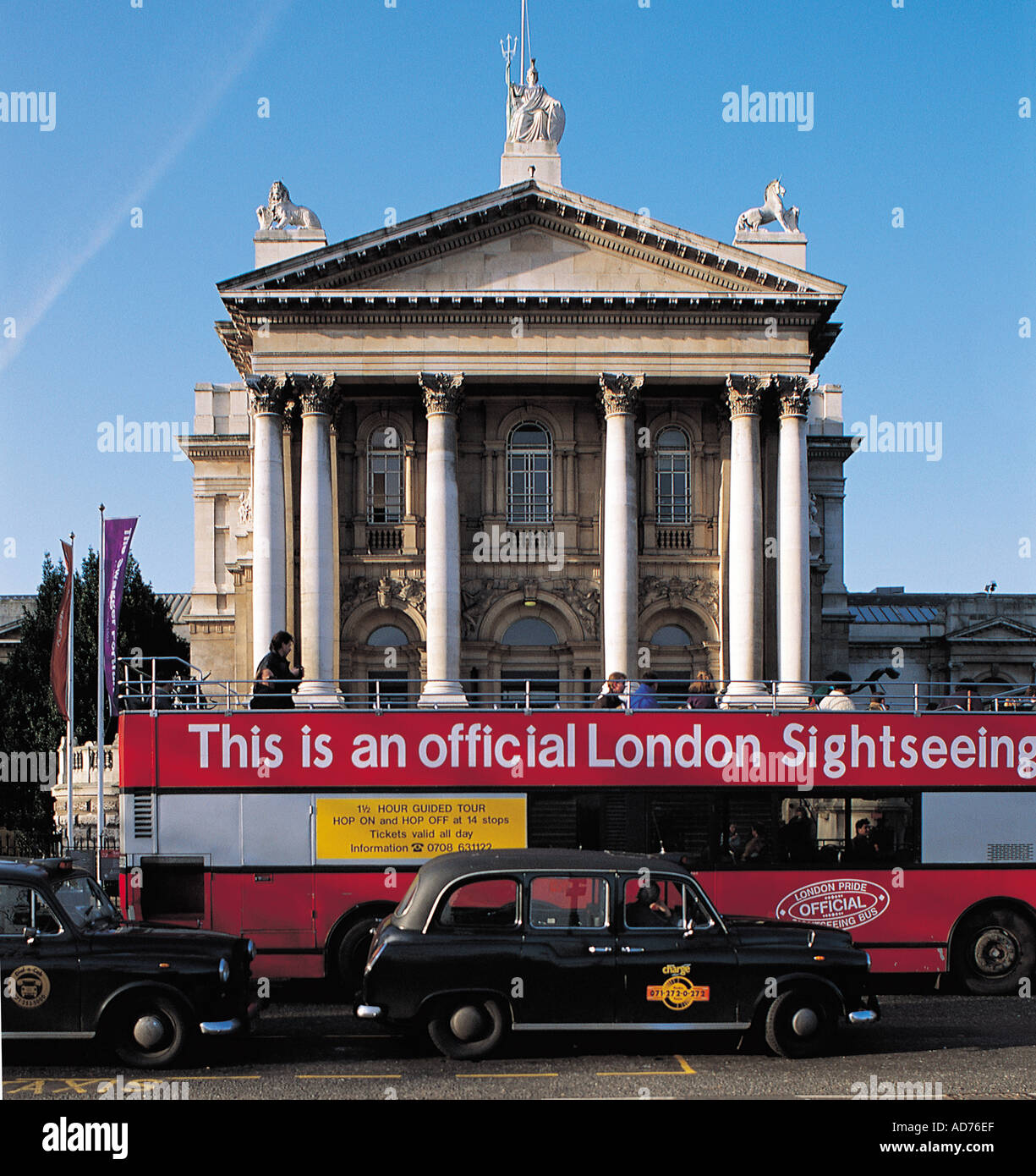 UK London traffic at Tate Gallery Stock Photo - Alamy