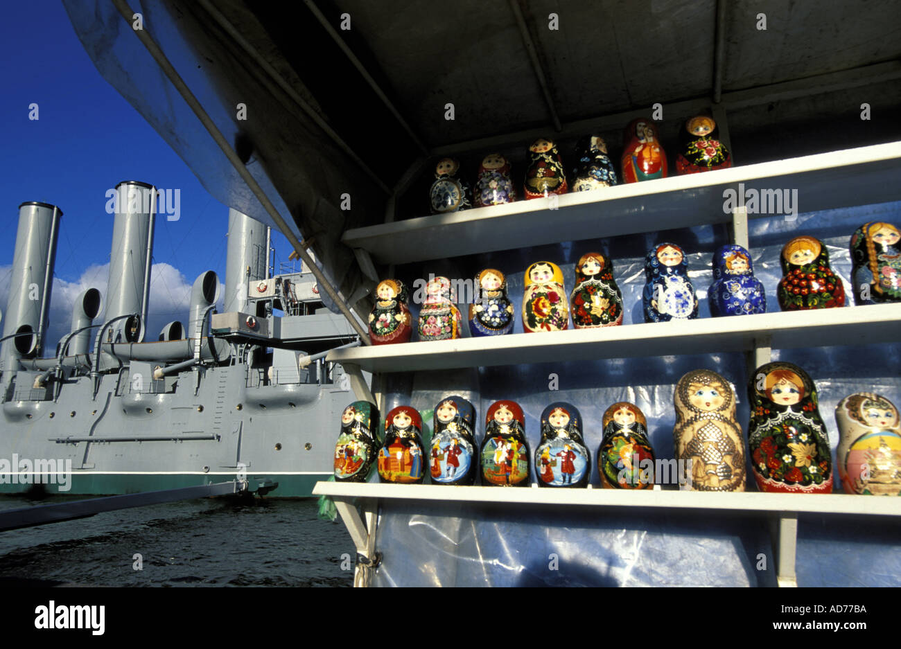 RUSSIA SAINT PETERSBURG THE AURORE WAR SHIP AND RUSSIAN PUPPETS ...