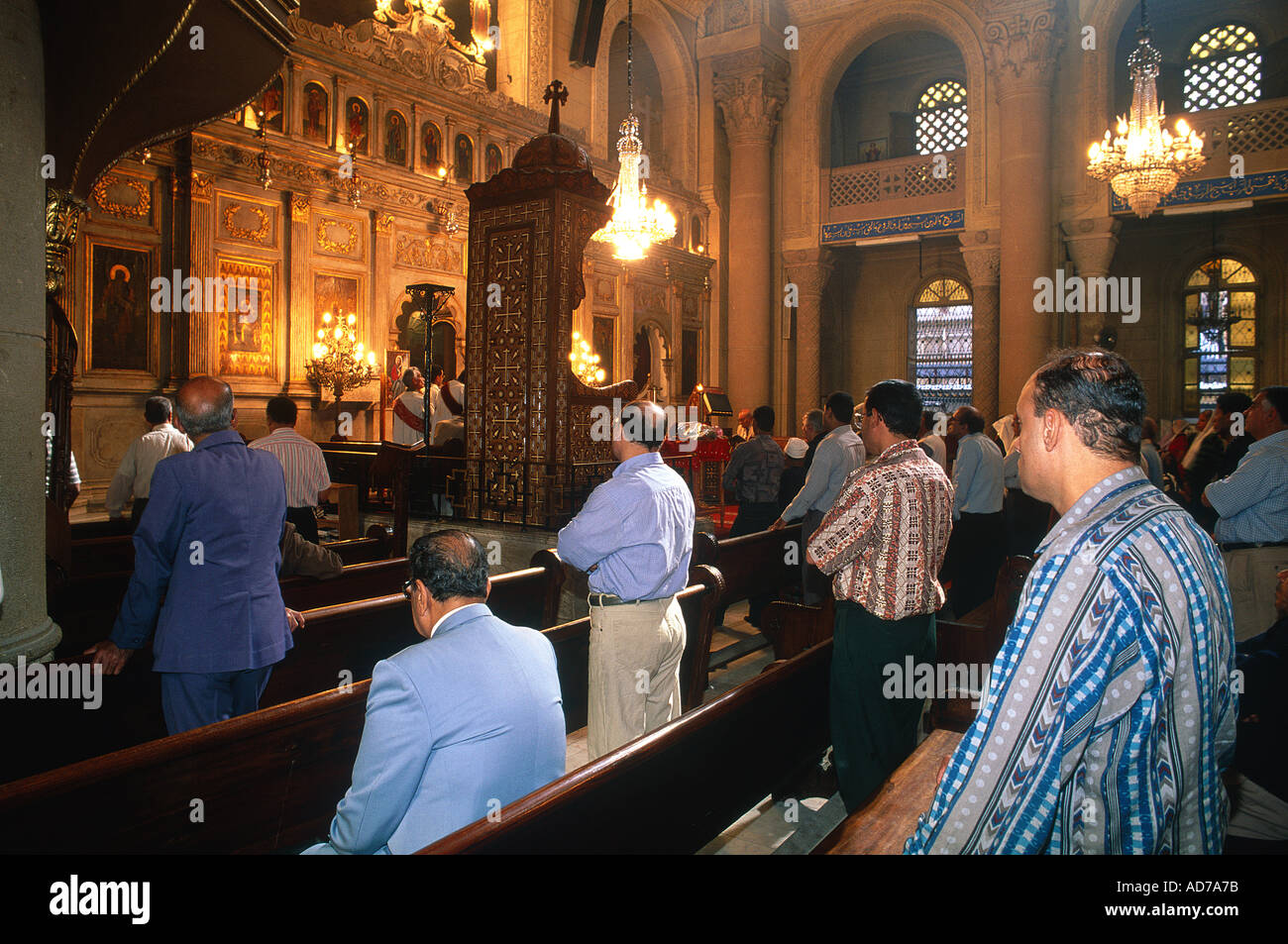 EGYPT ALEXANDRIA SUNDAY MASS IN THE COPTIC CATHEDRAL Stock Photo - Alamy