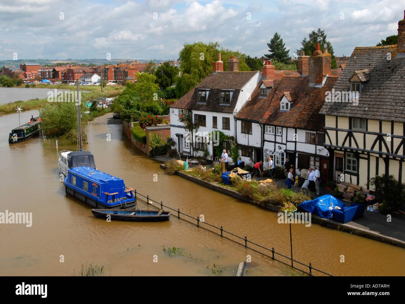 Tewkesbury 2007 floods hi-res stock photography and images - Alamy
