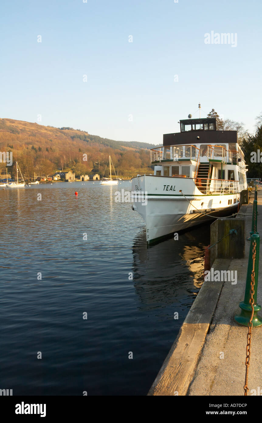Lake Windermere Ferry Stock Photo - Alamy