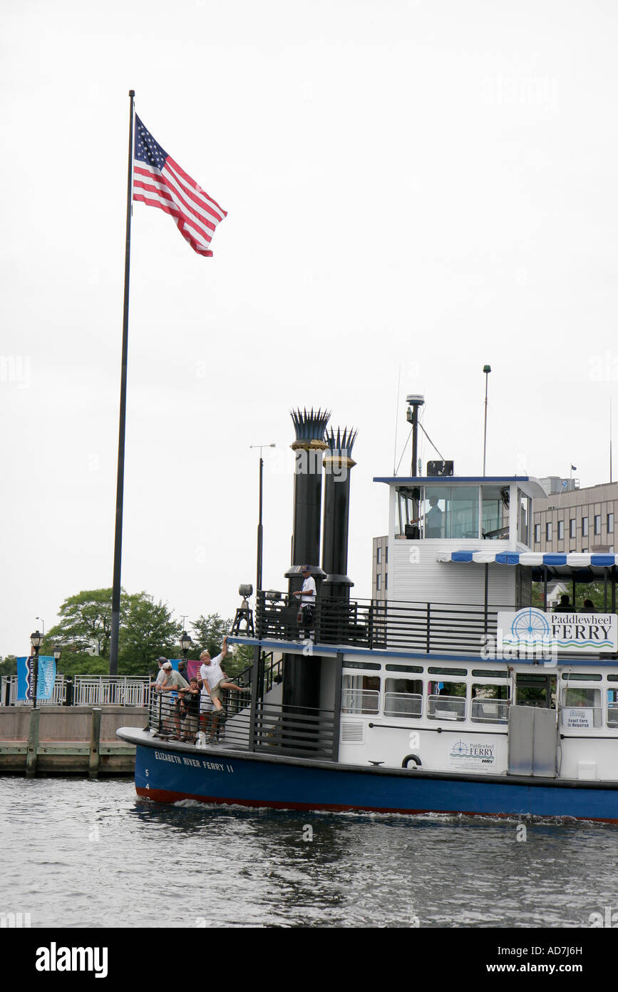 Elizabeth river water ferry landing hi-res stock photography and images ...