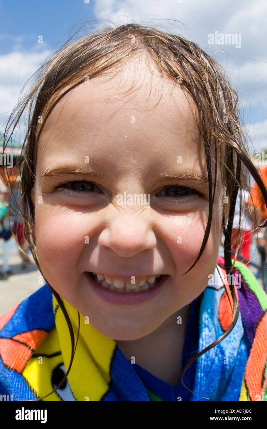 Toweling off hi-res stock photography and images - Alamy