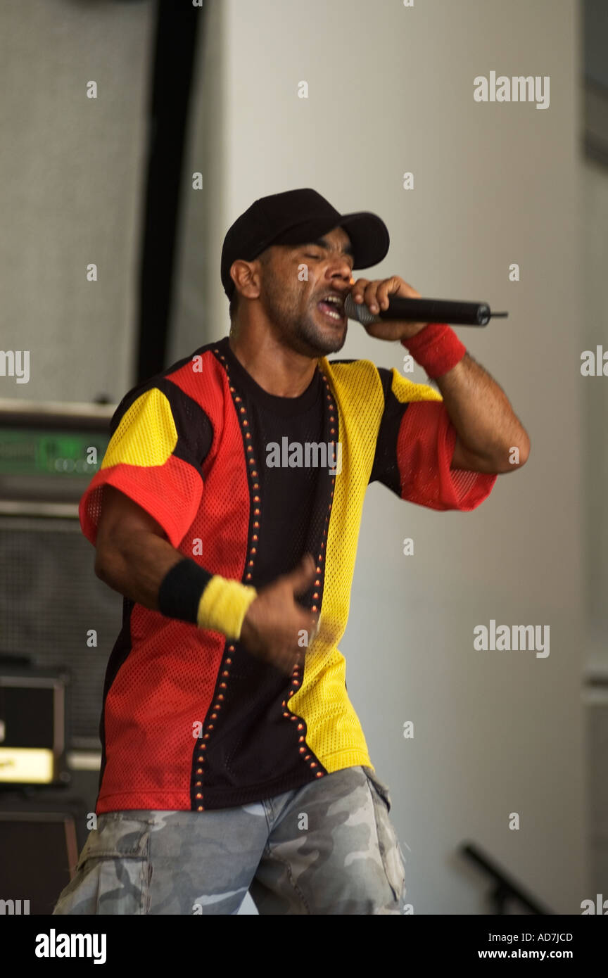 Aboriginal Rap artist Australia Dsca 4999 Stock Photo - Alamy