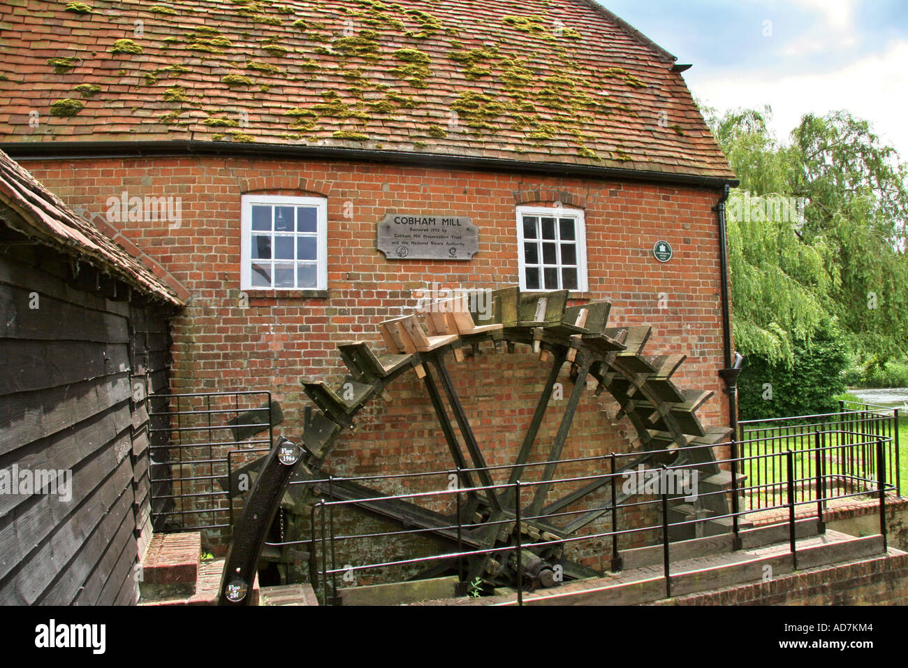 Surrey water mill hi-res stock photography and images - Alamy