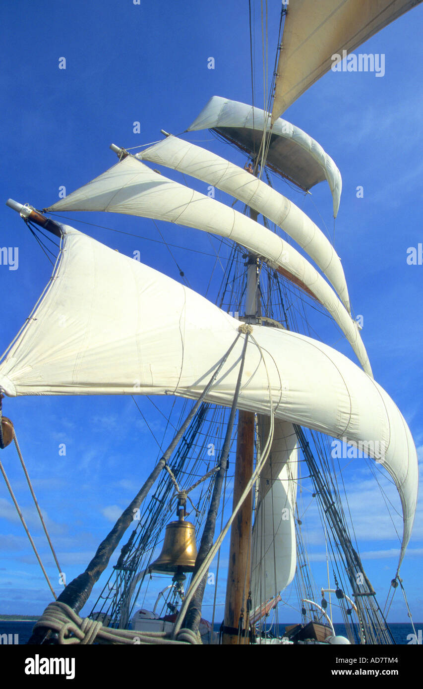 Billowing sails hi-res stock photography and images - Alamy