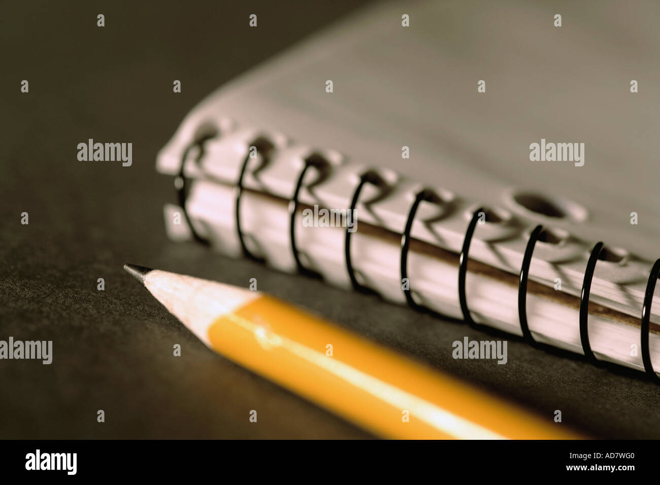 Paper with pencil hi-res stock photography and images - Alamy