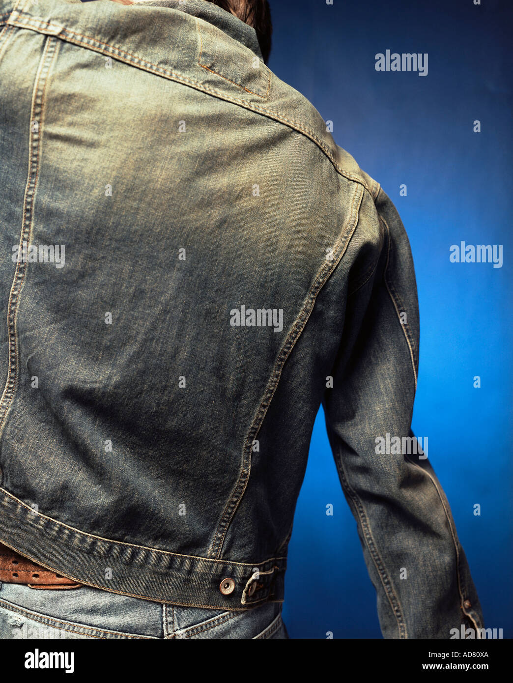 Denim jacket back hi-res stock photography and images - Alamy