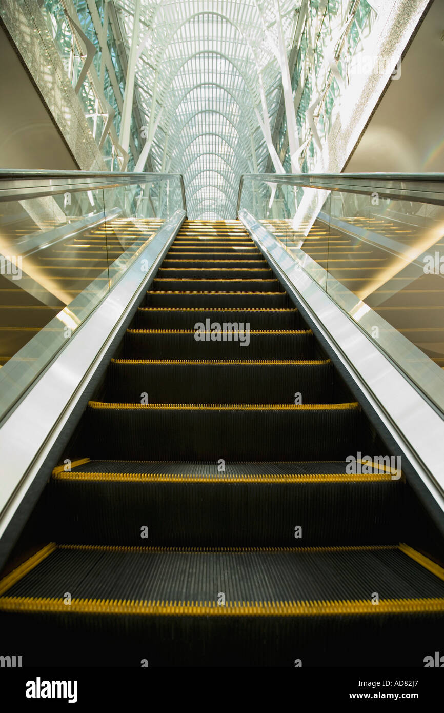 Escalator in a building Stock Photo - Alamy