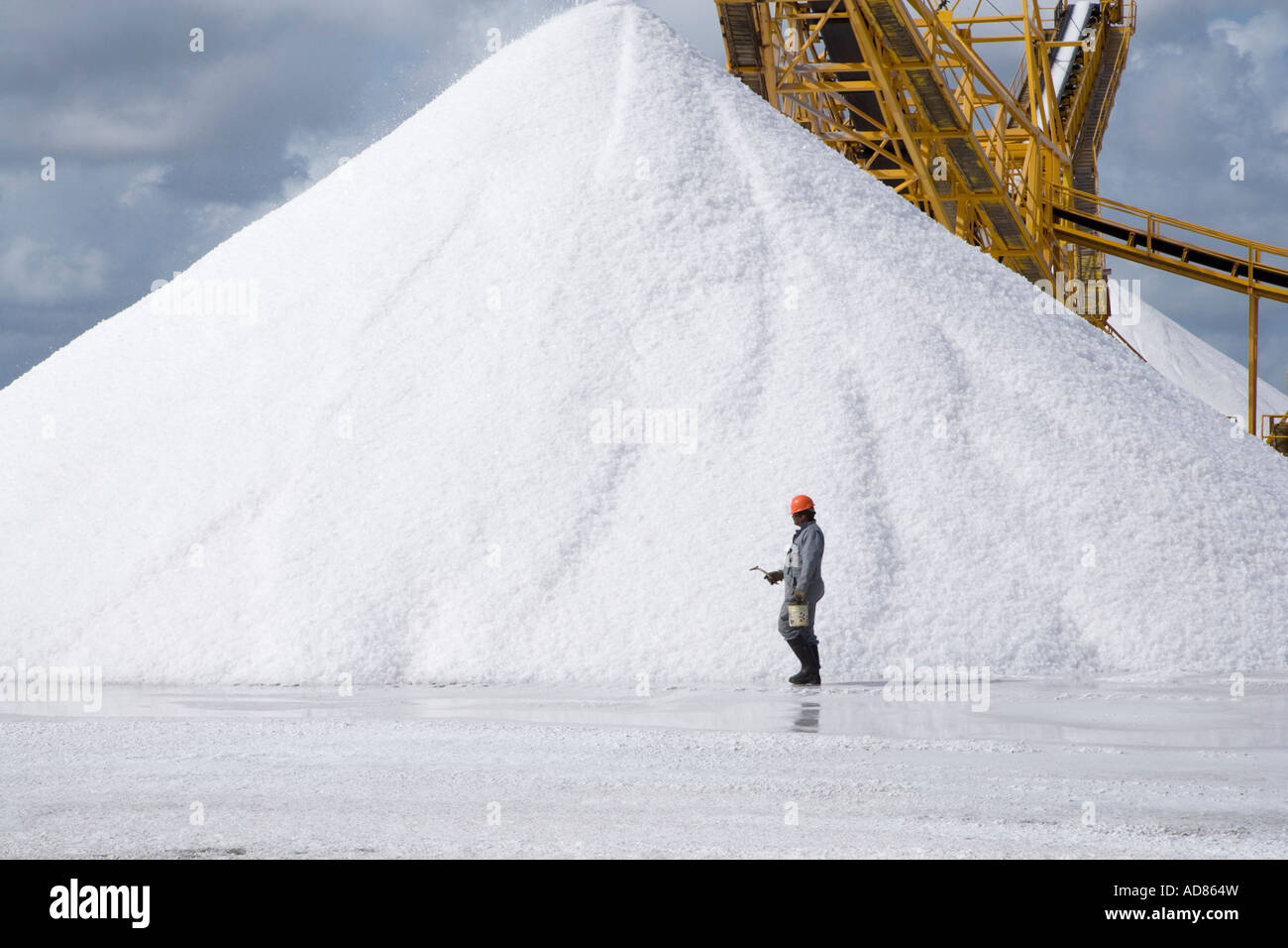 Cargill solar salt operation south hi-res stock photography and images ...
