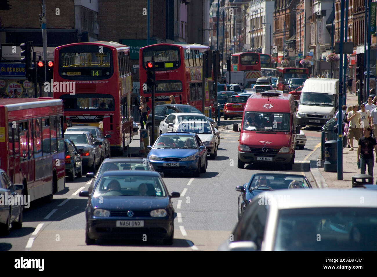 Putney High Street London Stock Photo - Alamy